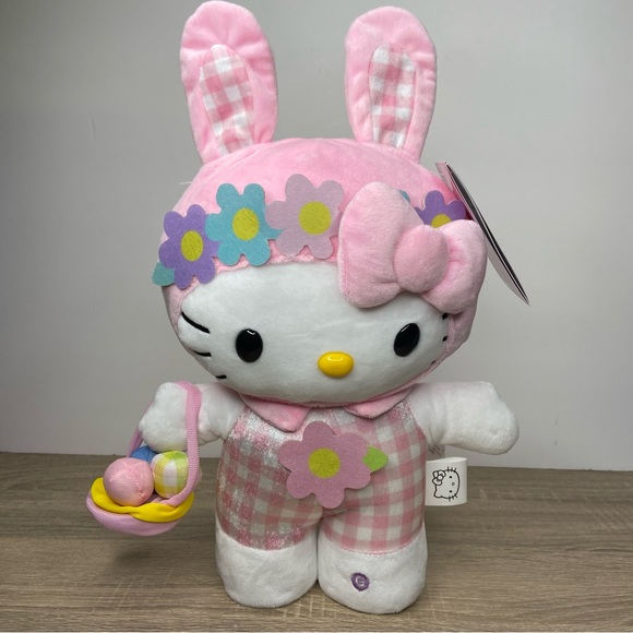 Hello Kitty | Holiday | Hello Kitty Pink Animated Musical Plush Side ...